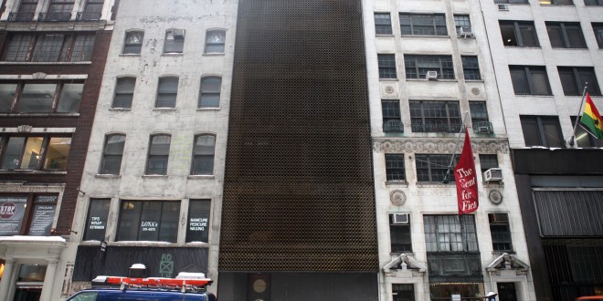 The Weirdest Building In Midtown | Scouting NY